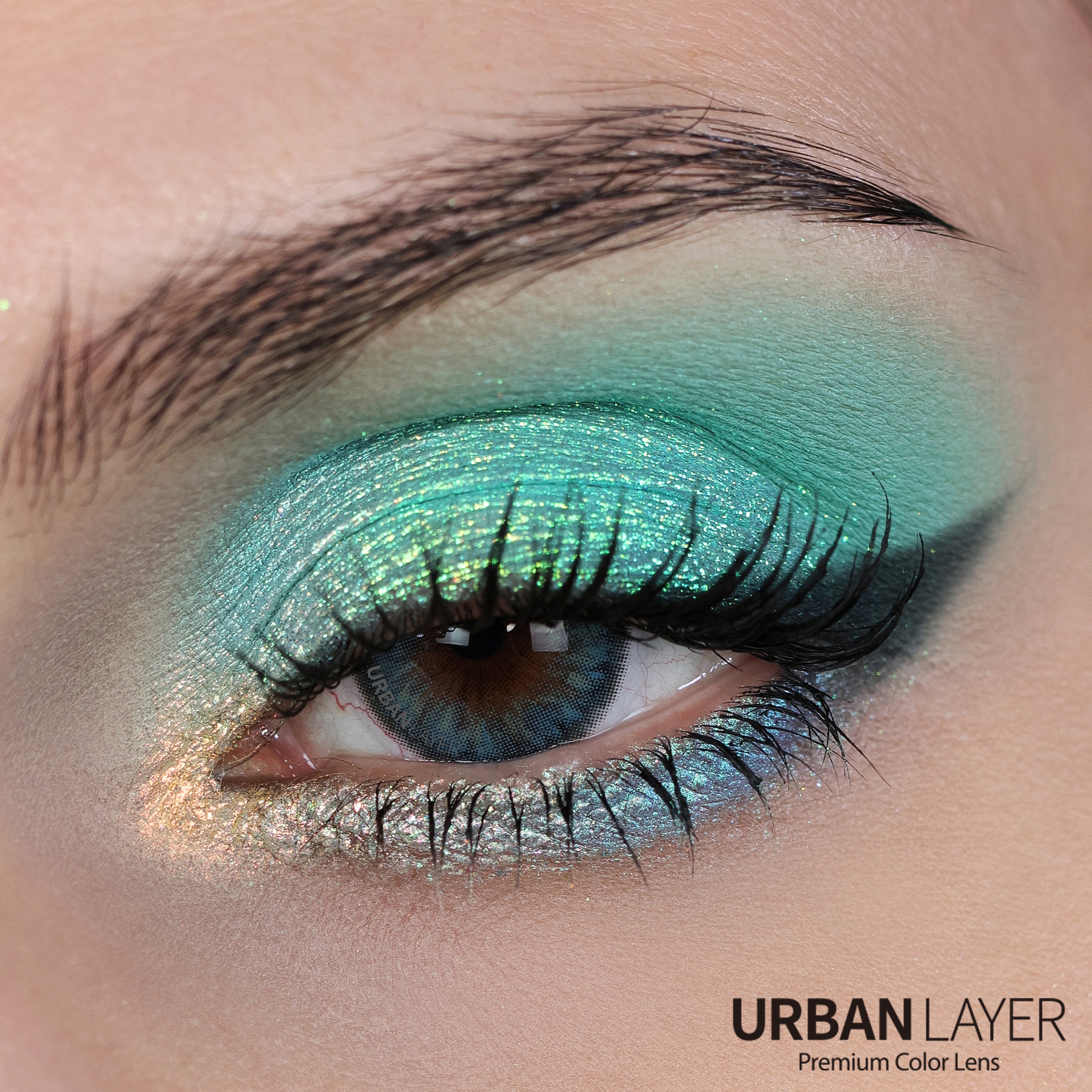 Cleopatra Blue – Urban Layer Colored Contacts